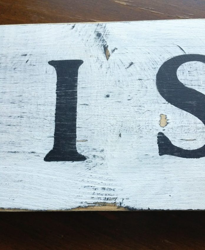 15 Easy DIY Distressed Wood Sign Templates - The Striped Barn